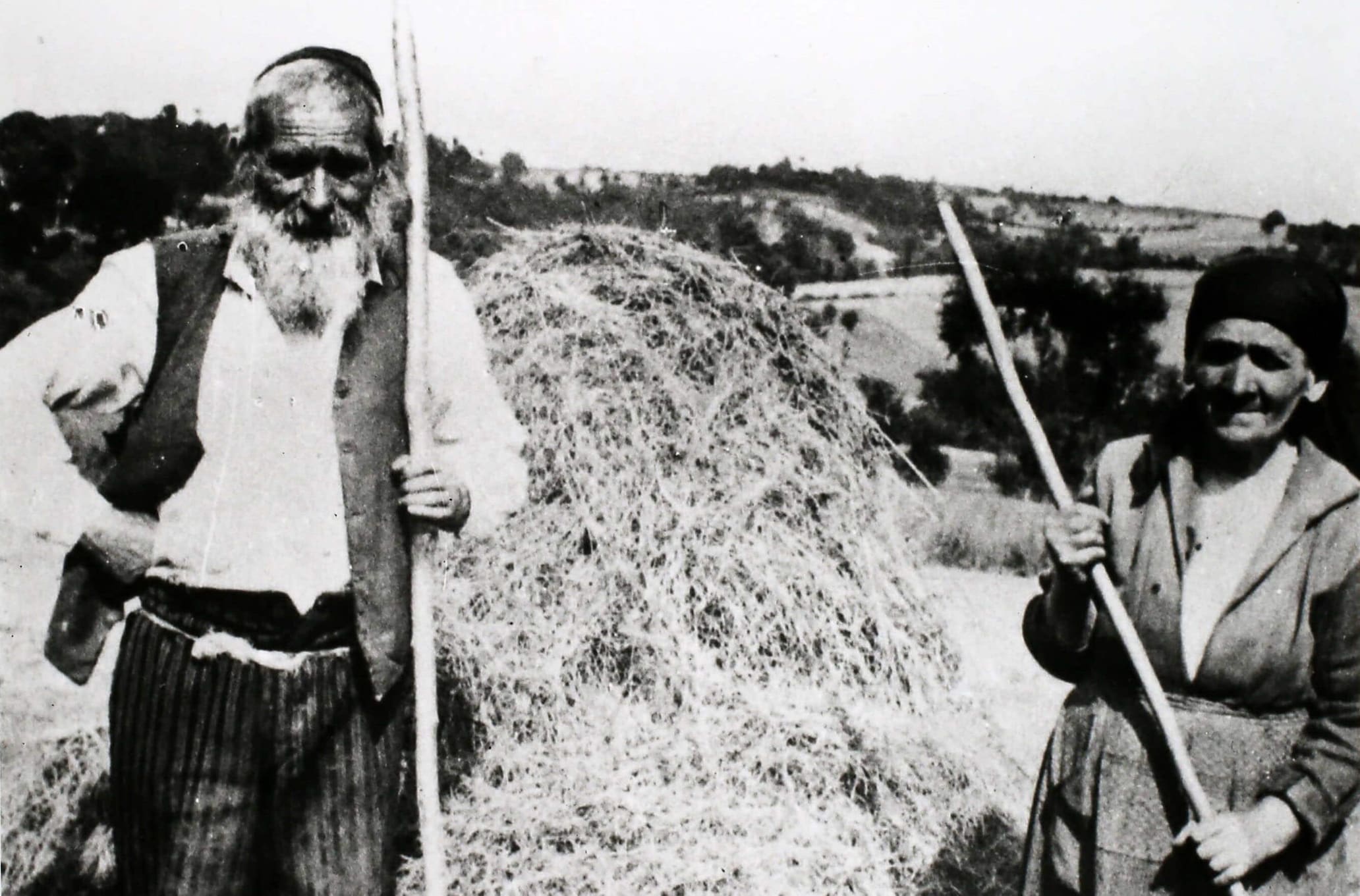 Immigration Challenges: Tracing Eastern European Jewish family to England